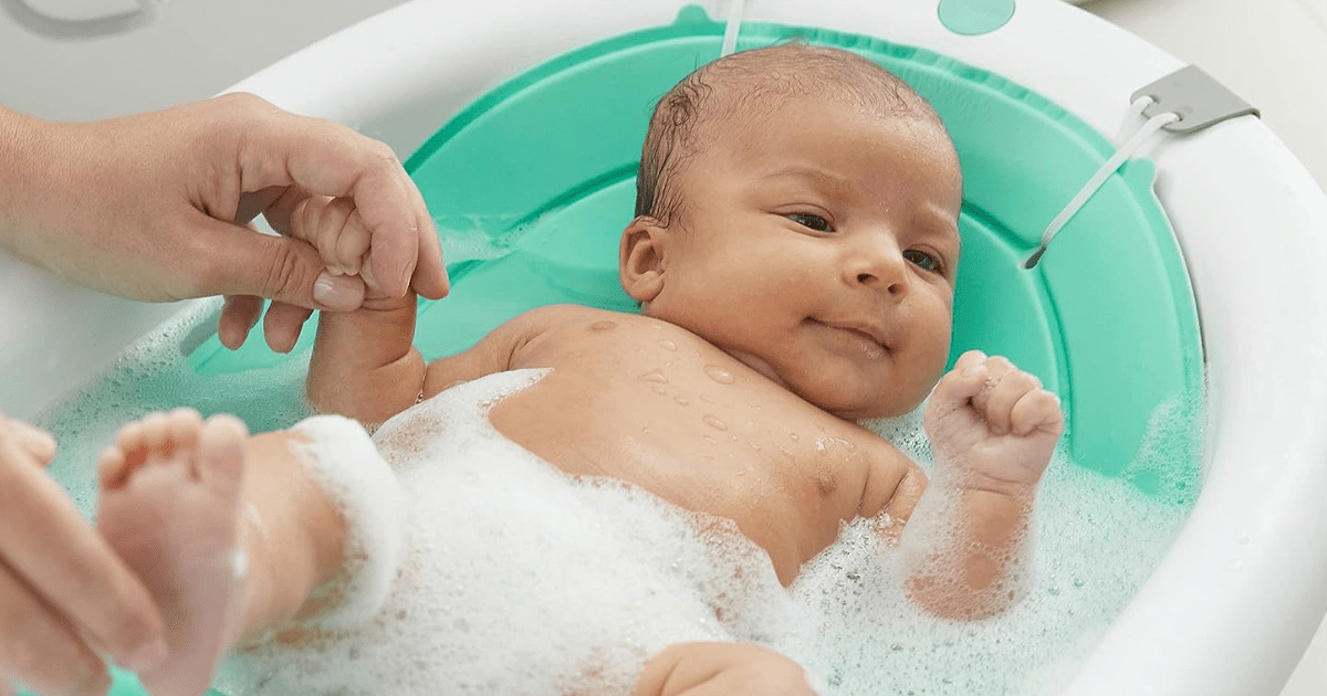 The Best Baby Bath Tub: Top 8 Picks For 2024 - Courtneys World