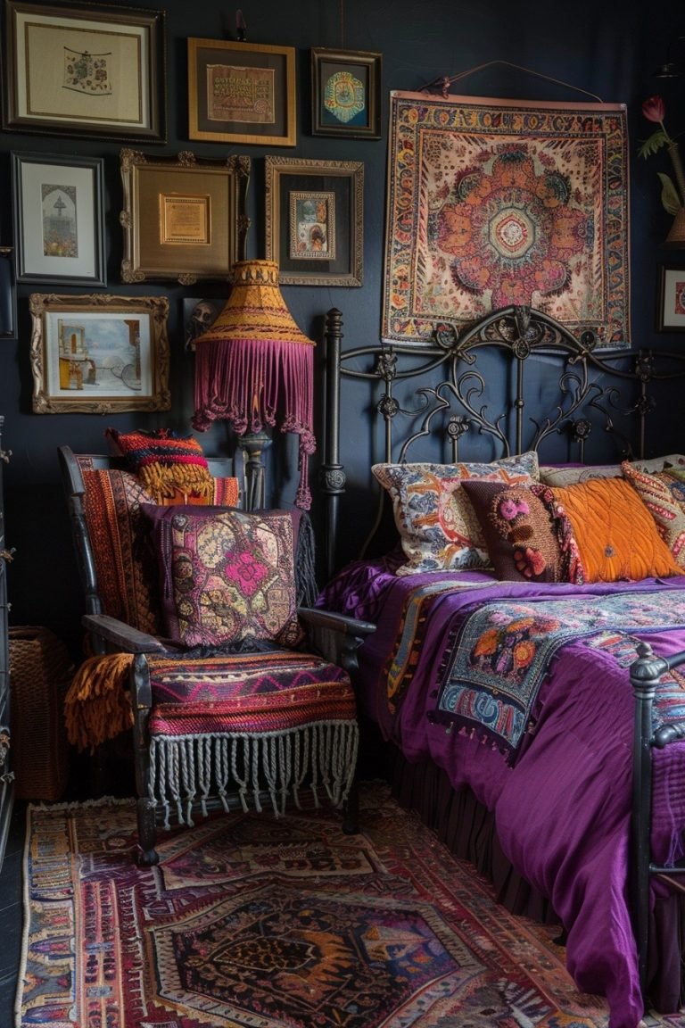 29 Goth Boho Bedrooms: Dark And Dreamy Design Inspirations - Courtneys ...