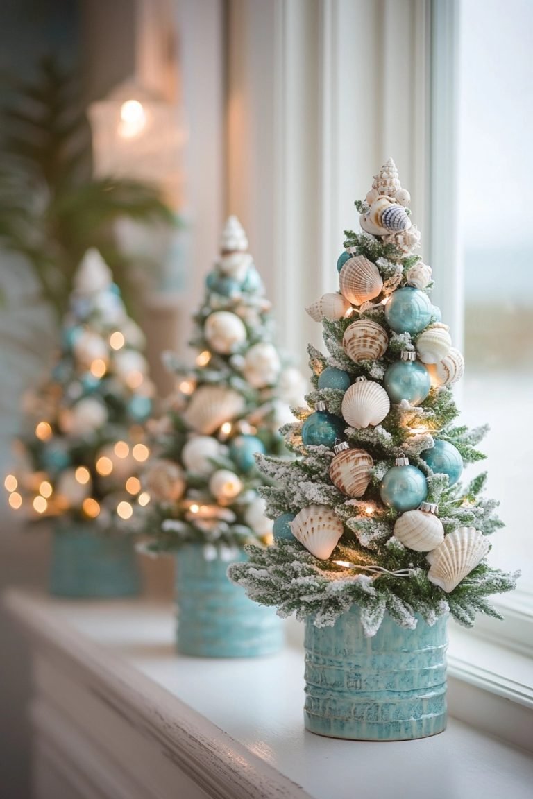 29 Small Christmas Tree Ideas For A Charming Holiday Display ...